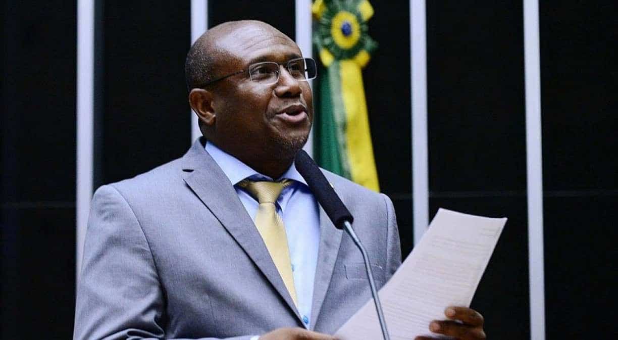 Irmão Lázaro, cantor gospel e ex-deputado, morre vítima de Covid-19