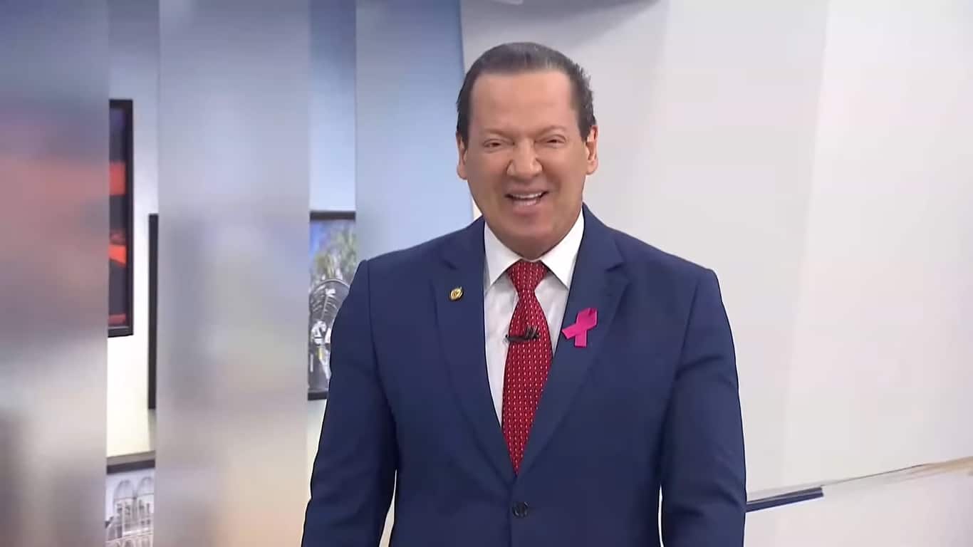 Gilberto Ribeiro fala de sunga, demissão da Record e nova chance no SBT