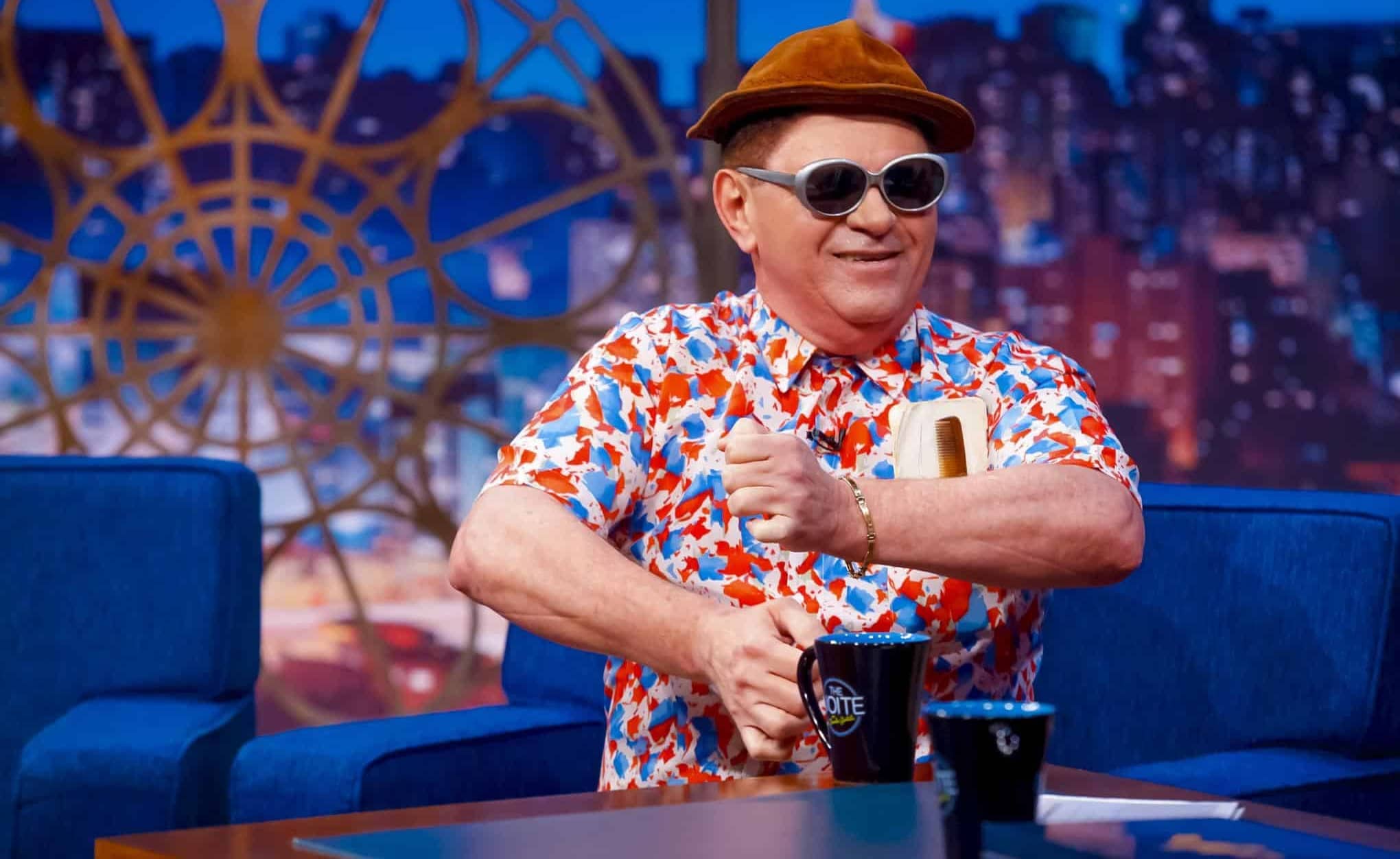 Morre o humorista Batoré, integrante de A Praça é Nossa, aos 61 anos