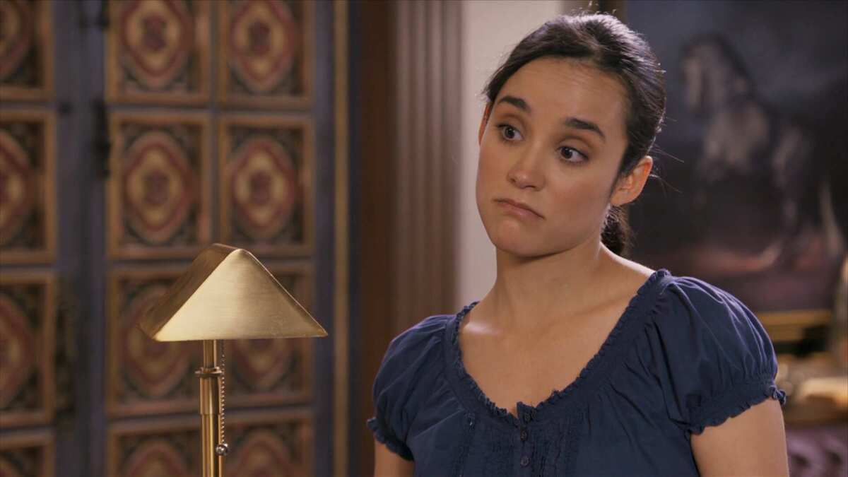 A Desalmada: Sandra impede Clara de confessar a verdade