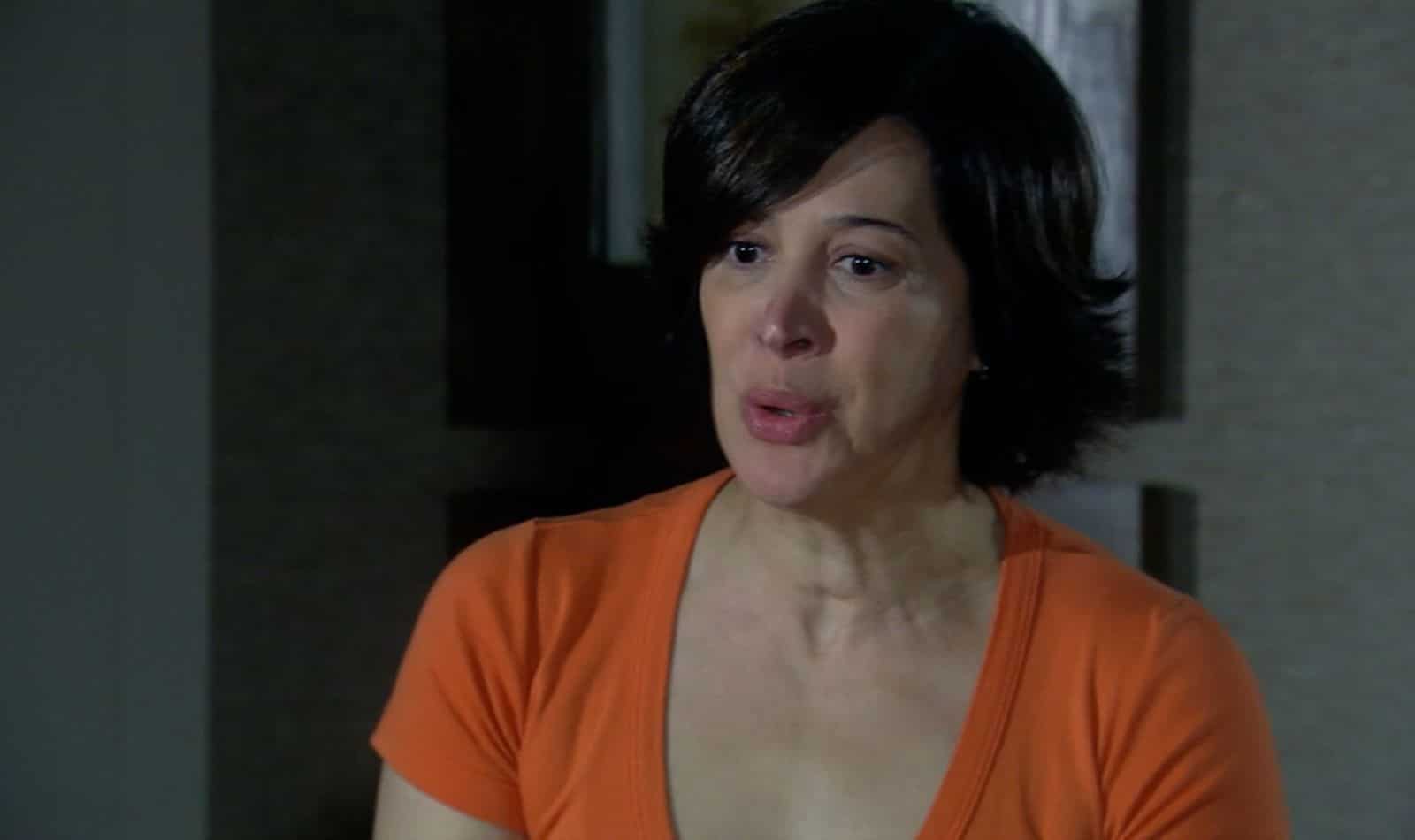 A Favorita: Donatela surta com Cilene e exige explicações