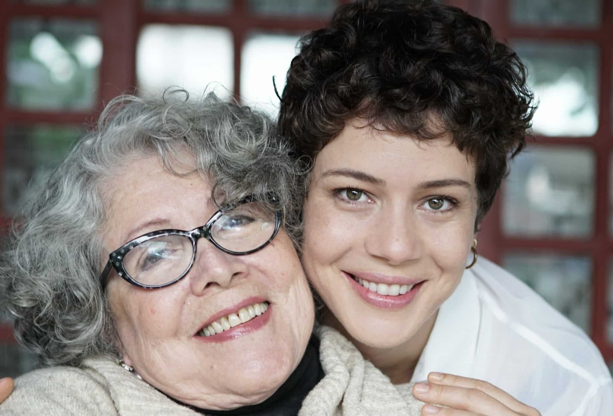 Na Manchete, Ângela Leal revela que pediu Leandra Leal em Pantanal