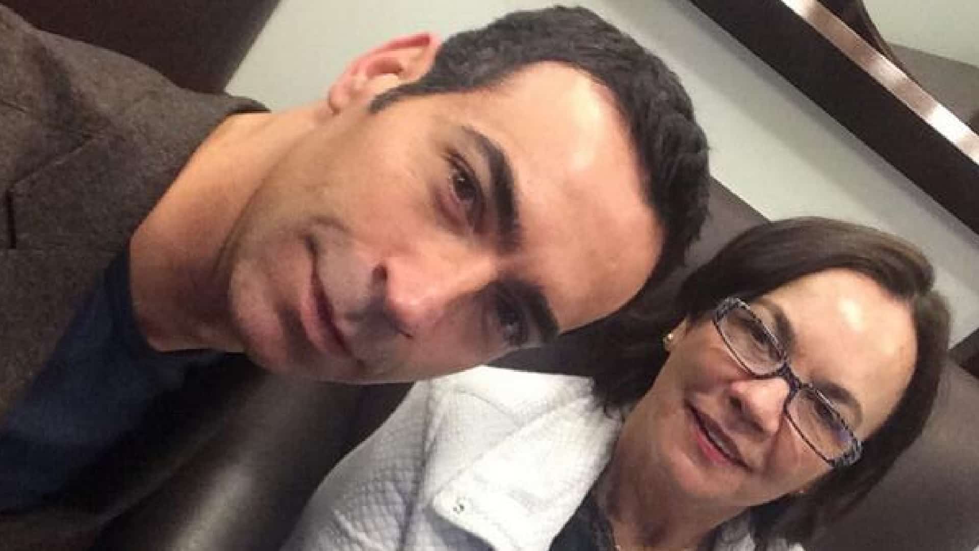 Morre mãe de César Tralli; jornalista se afasta do comando do Jornal Hoje