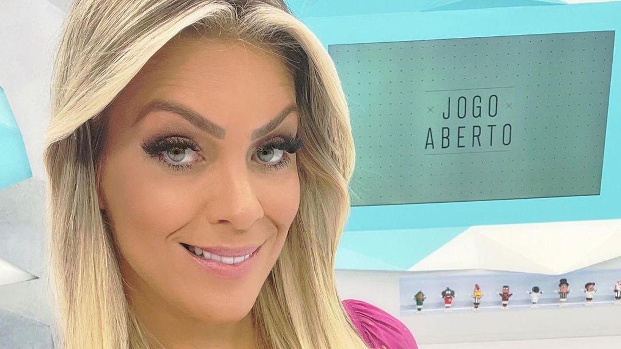 Renata Fan confirma vídeo íntimo que viralizou: “Vai lá na internet”