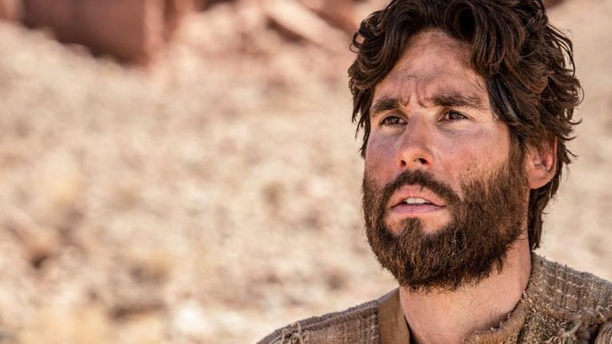 Novela Jesus: Baltazar encontra Gaspar no deserto e seguem juntos