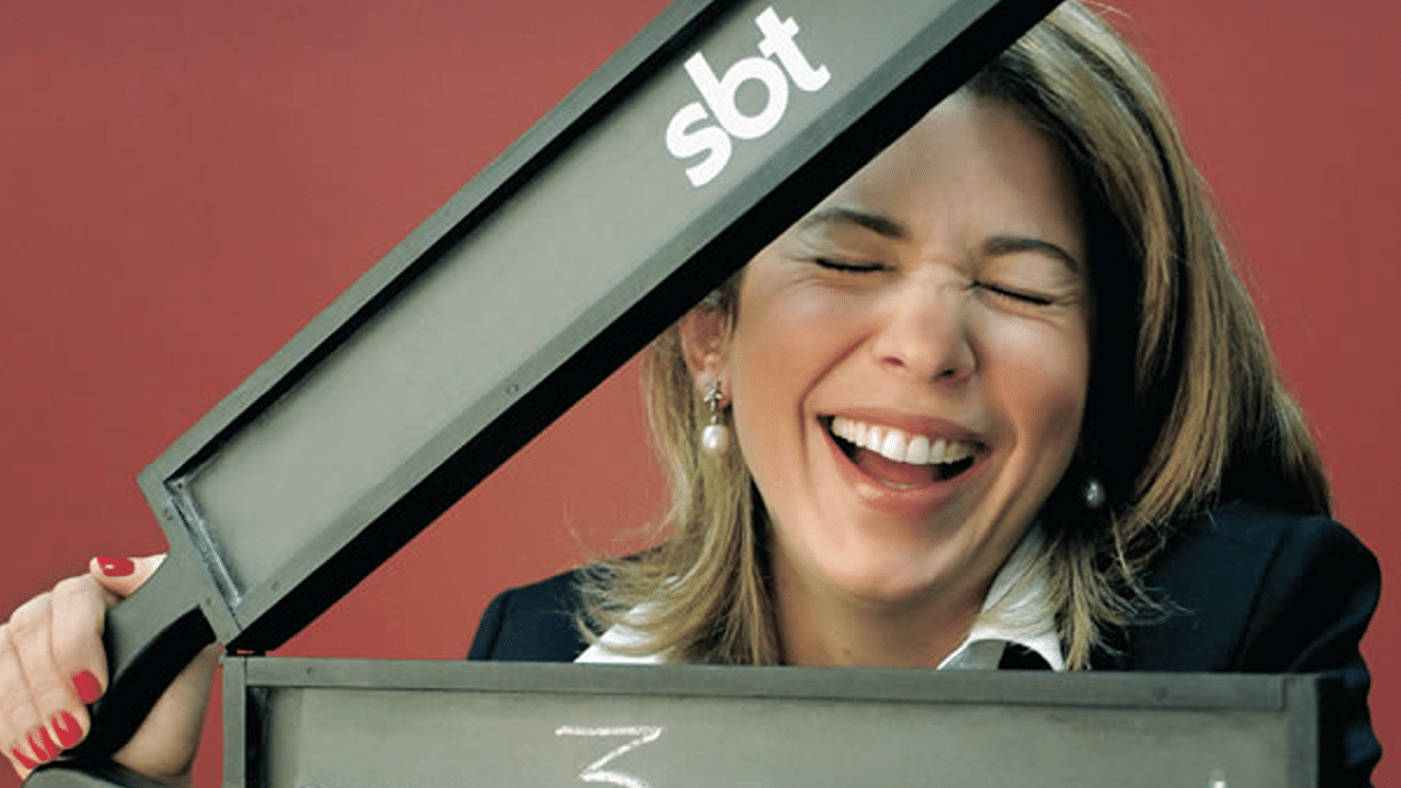 Daniela Beyruti revela o que Silvio Santos faz nas férias: "Cronometrando"