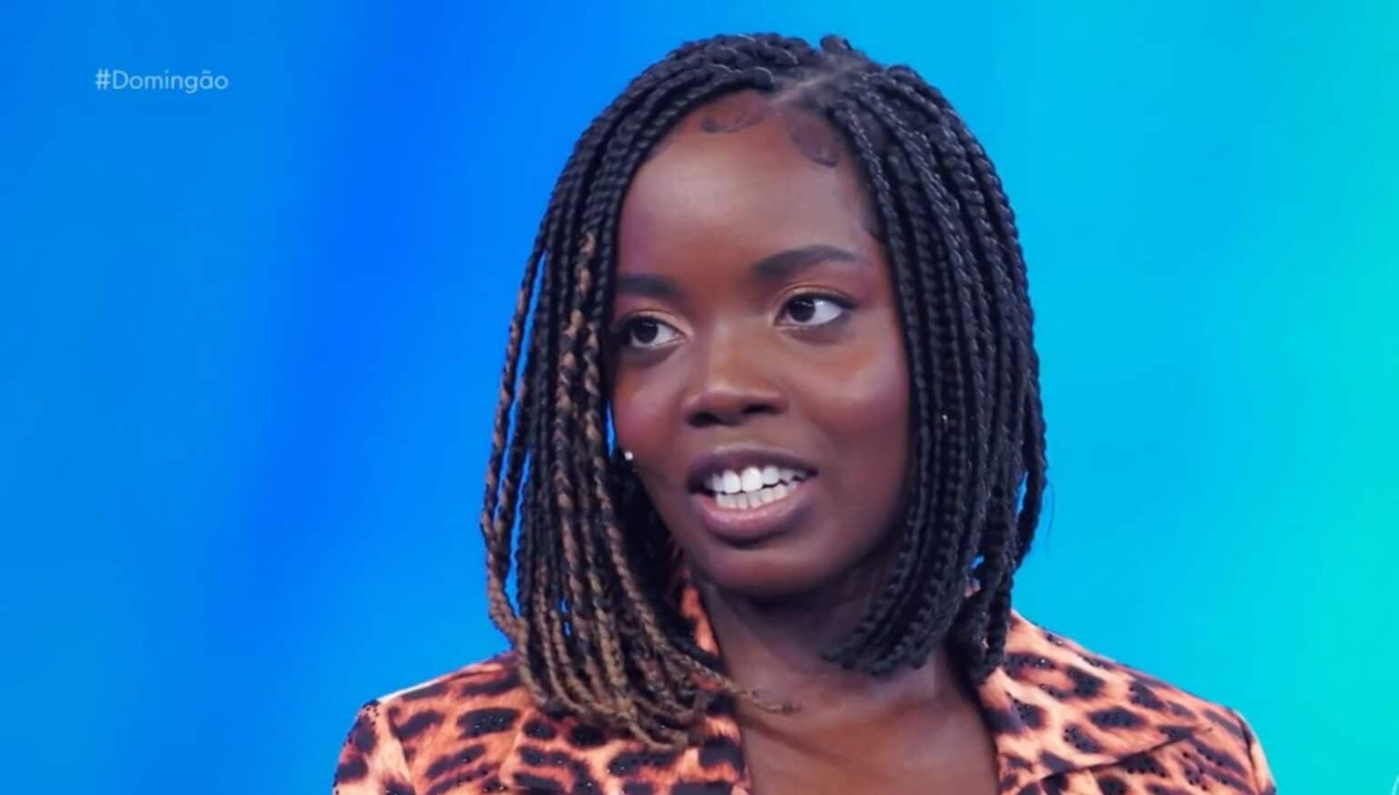 Estrela de Vai na Fé, Clara Moneke se emociona com homenagem de Luciano ...