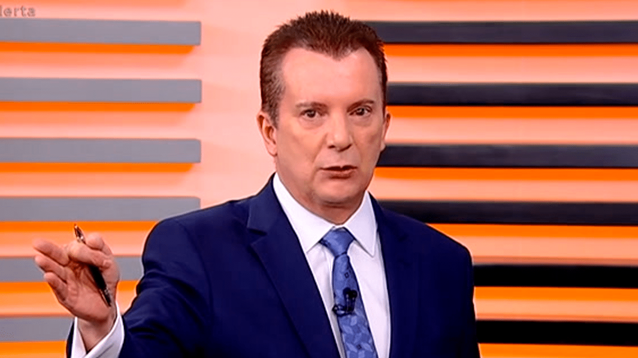 Celso Russomanno é ameaçado e xingado por homem durante gravação da Record