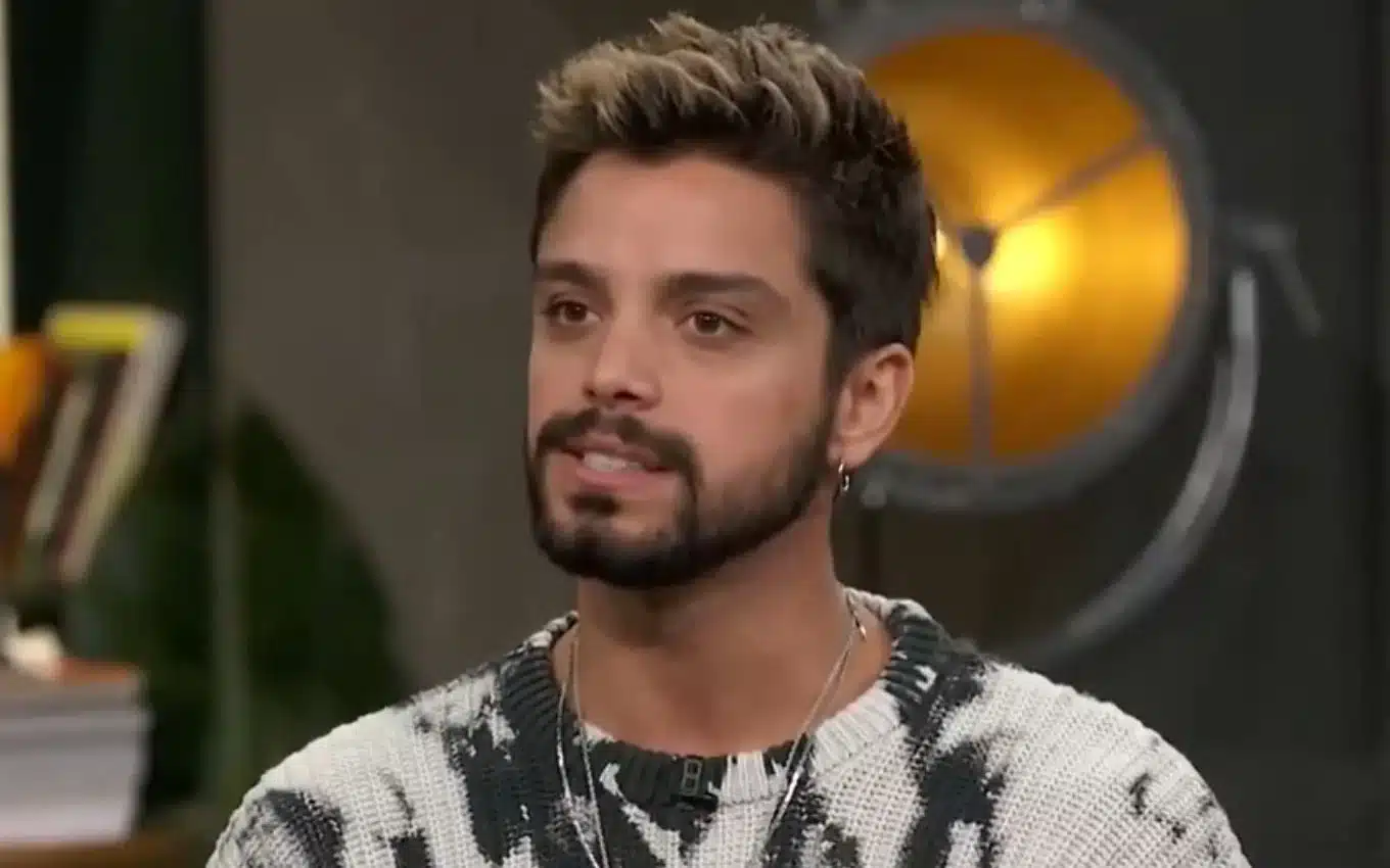 Rodrigo Simas já tem data prevista para deixar novela que nem estreou