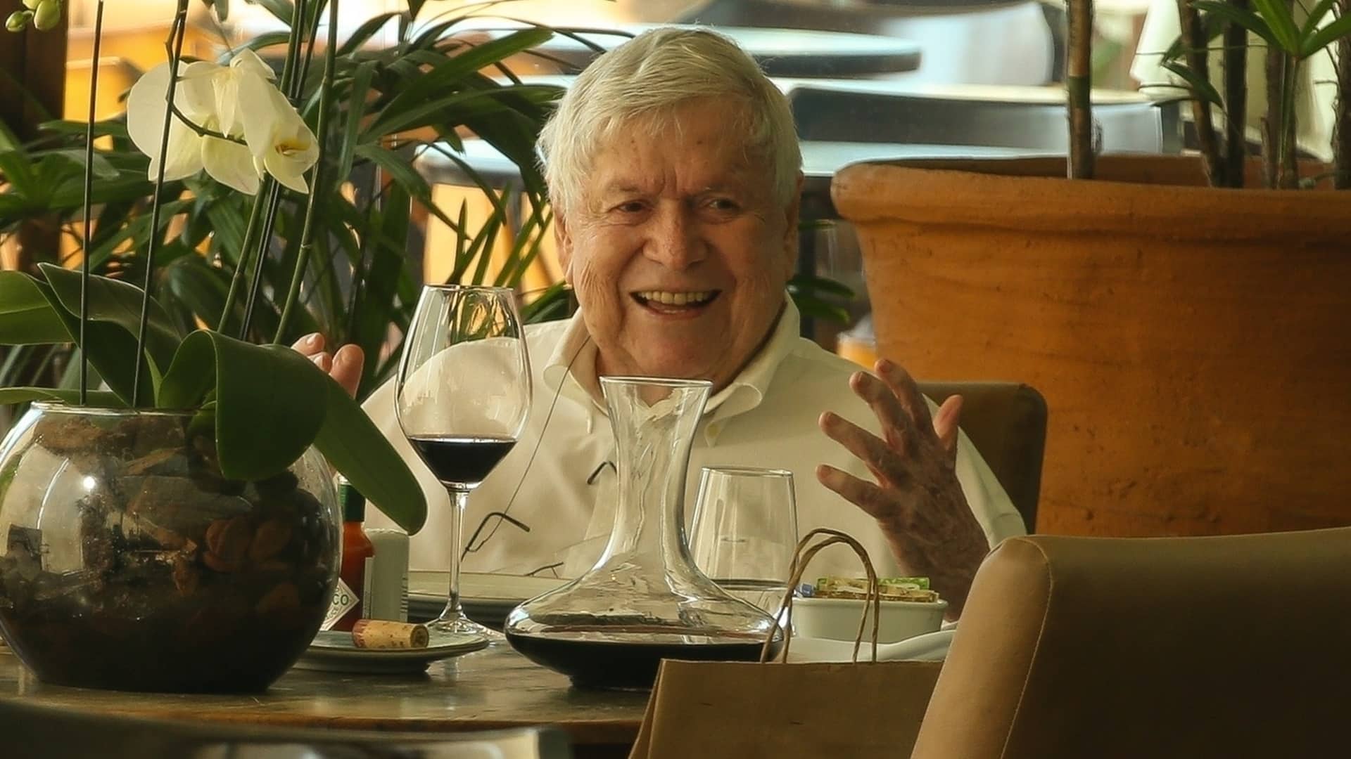 Depois de quase 6 décadas de Globo, Boni se aposenta e entrega controle ...