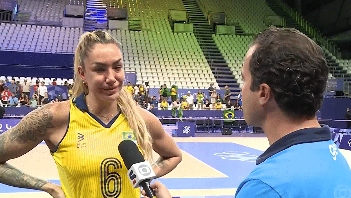 Thaísa se emociona ao anunciar aposentadoria da seleção de vôlei ...
