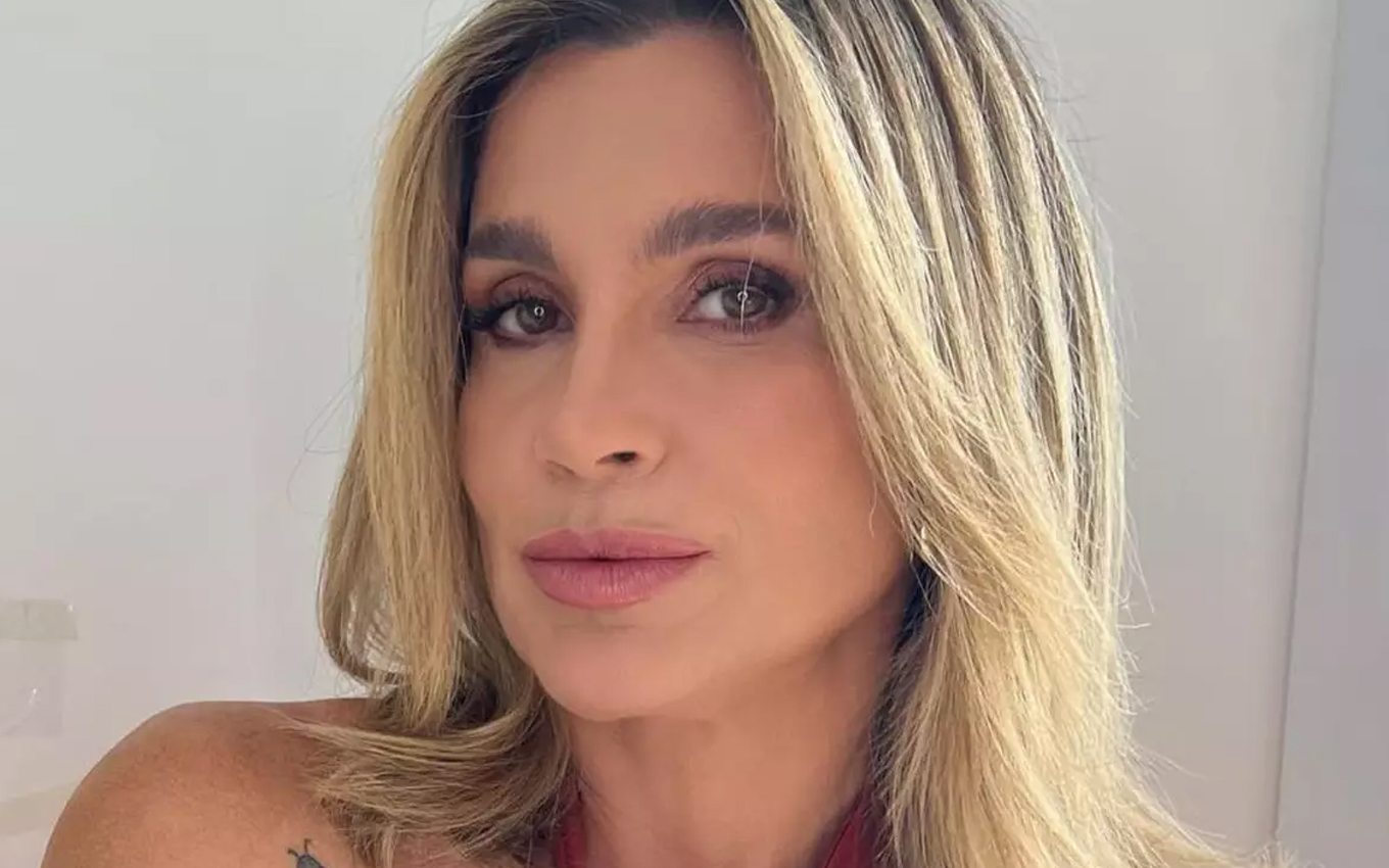 Sem maquiagem, Flávia Alessandra abre o jogo sobre beleza real