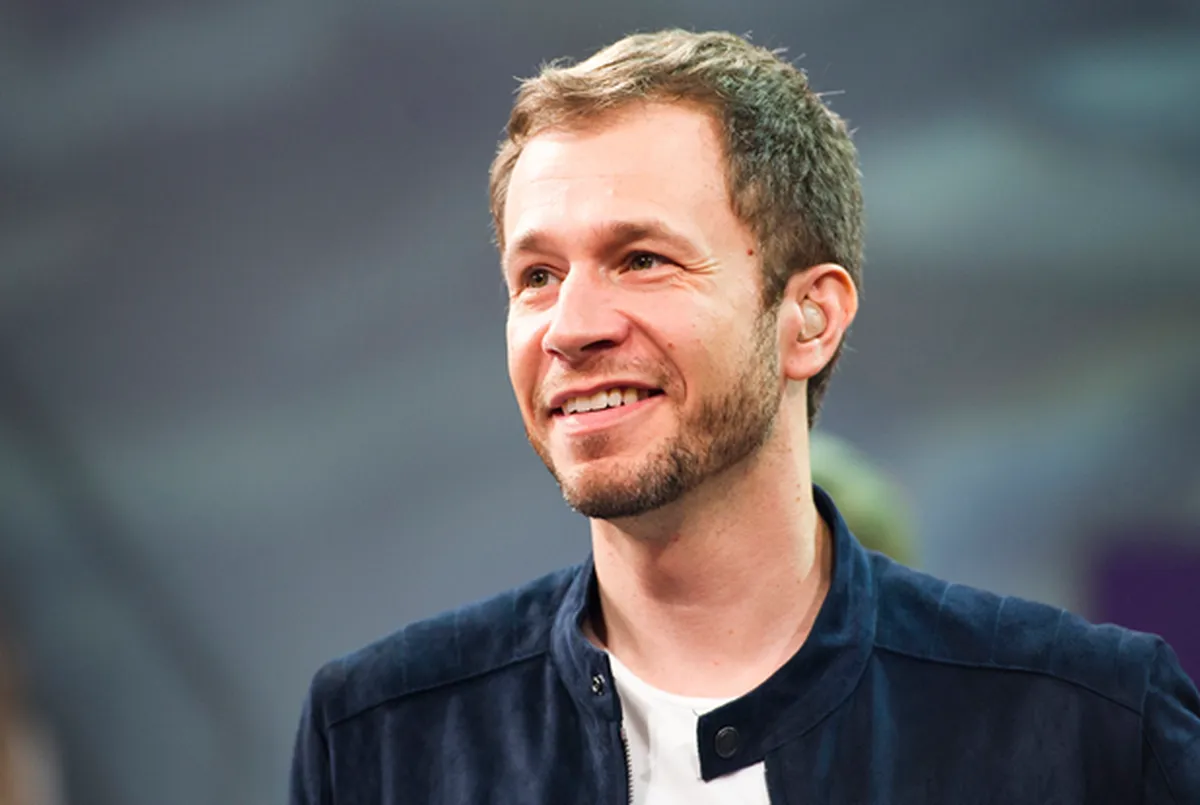 Comentarista da Disney critica Tiago Leifert pelo tempo na Globo