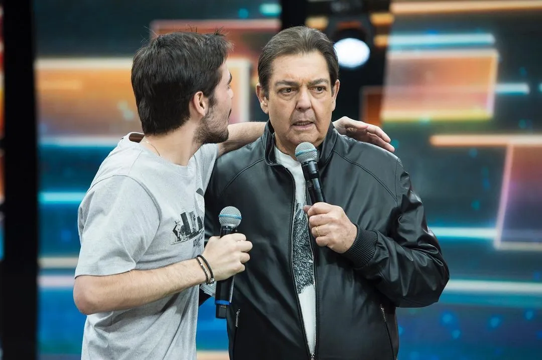 Faustão recua de aposentadoria e decide voltar para a TV ainda em 2025
