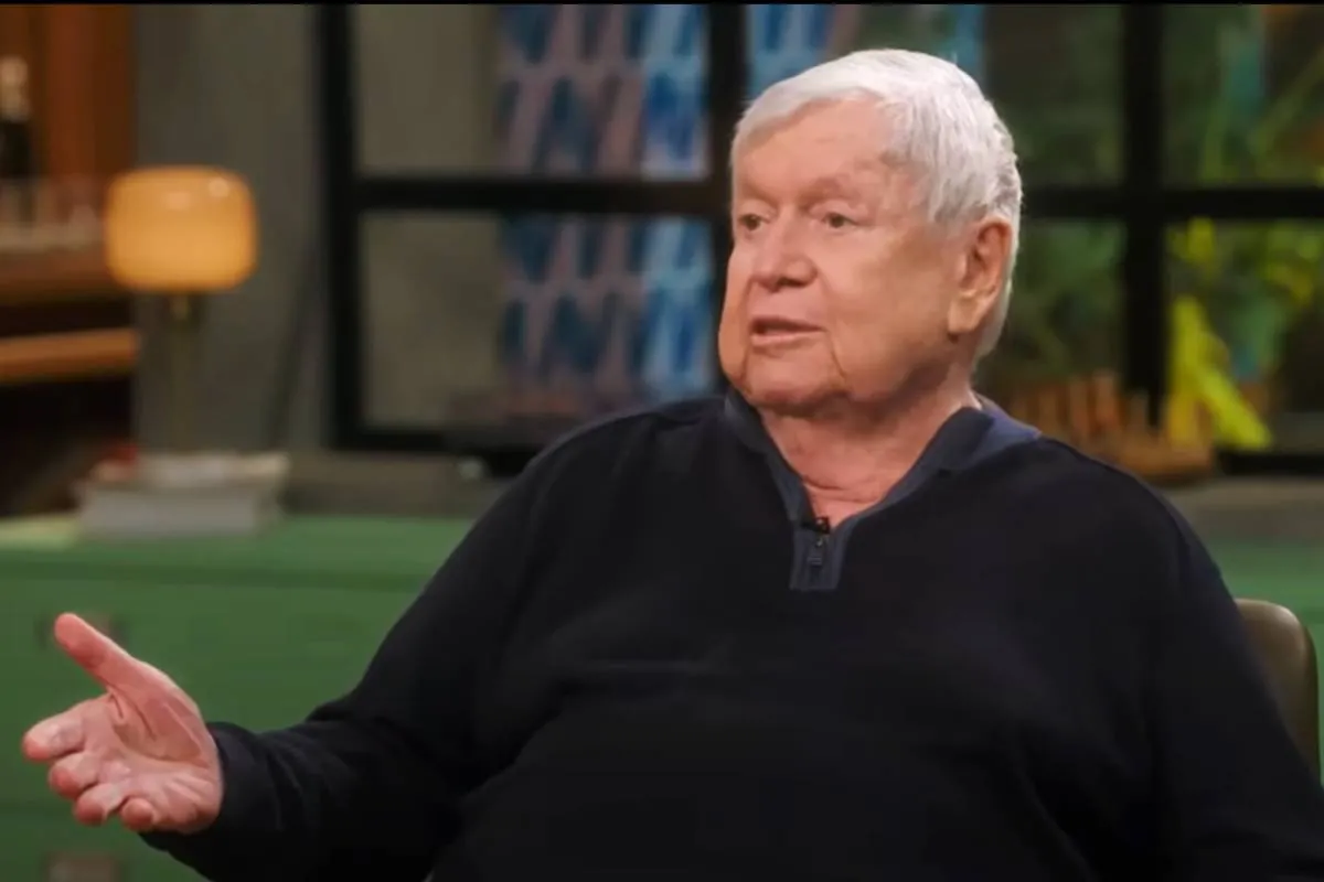 Ex-chefão da Globo, Boni revela maior fofoca para se livrar de autora