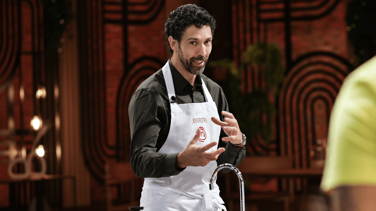 Ex-jurado do MasterChef relata sumiço de 21 pratos em corrida da Uber e ...