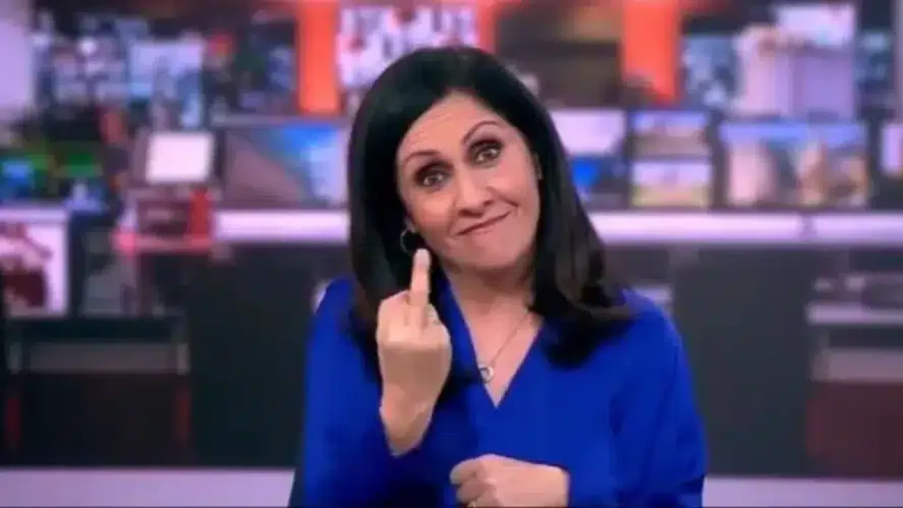 Apresentadora da BBC abre telejornal mostrando o dedo do meio